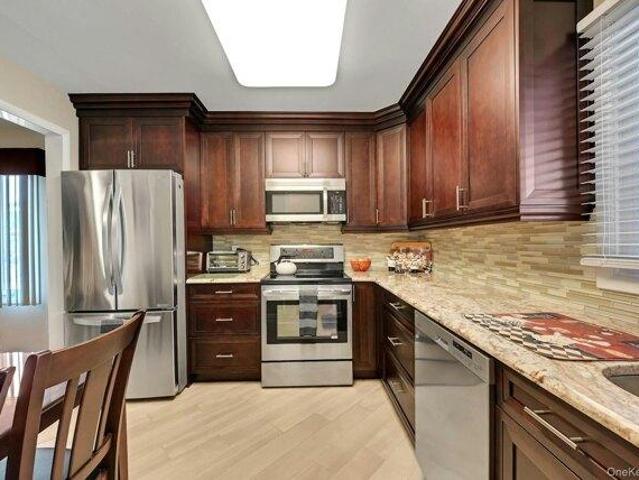 condo with 3 bedroom, New City NY ES104901889