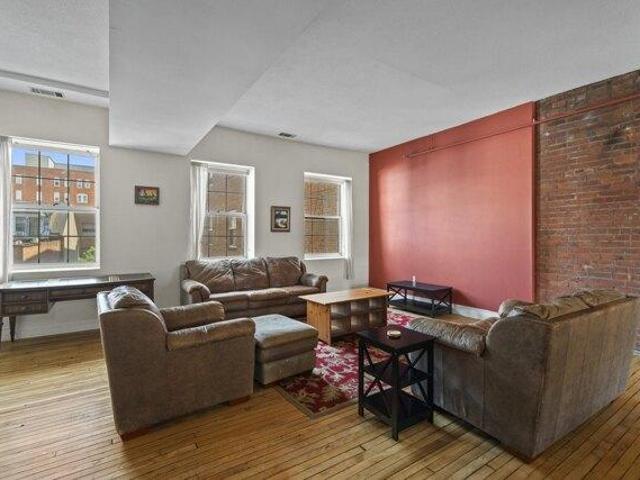 condo with 3 bedroom, New Haven CT ES104902839