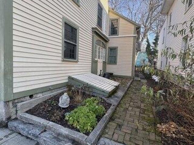 condo with 3 bedroom, New London CT DLS102282466