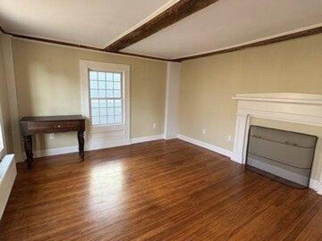 condo with 3 bedroom, New London CT ES104607484