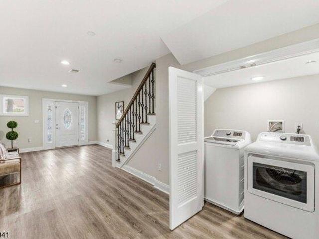 condo with 3 bedroom, New Providence NJ ES105190023