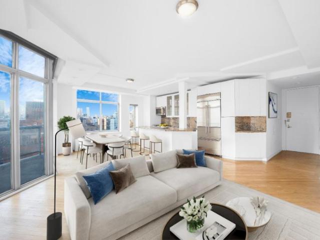 condo with 3 bedroom, New York NY DLS99282296