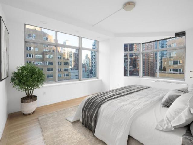 condo with 3 bedroom, New York NY ES99282296