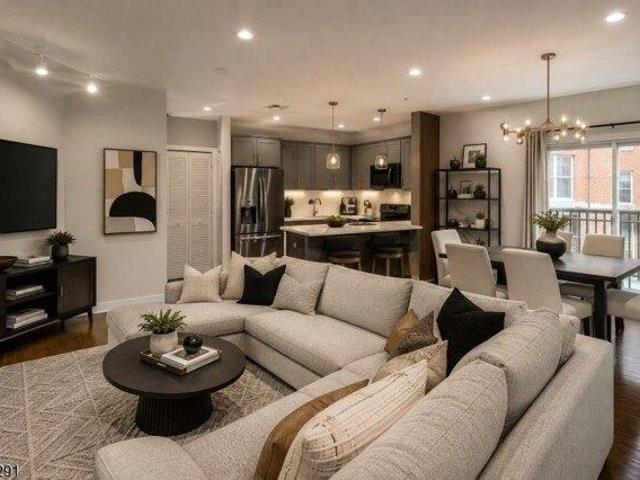 condo with 3 bedroom, Newark NJ DS103187716
