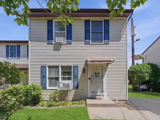 condo with 3 bedroom, Newark NJ DS104444218