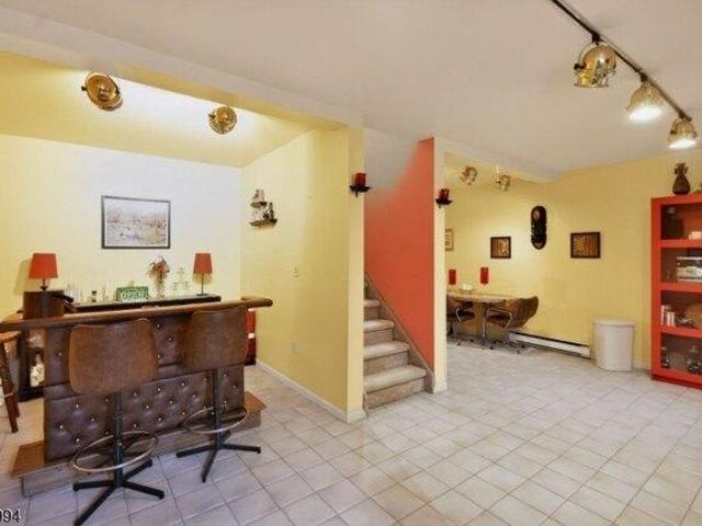 condo with 3 bedroom, Newark NJ ES103587874