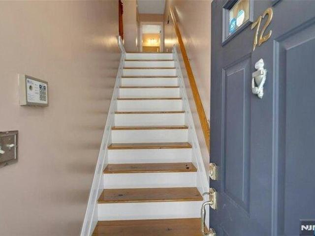 condo with 3 bedroom, Newark NJ ES104191269
