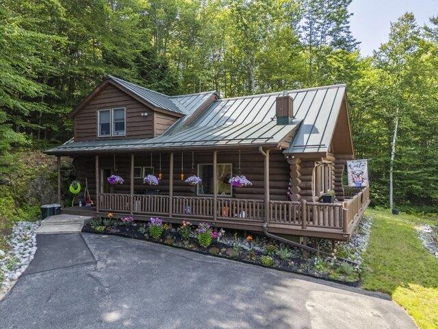 condo with 3 bedroom, Newry ME ES104909222