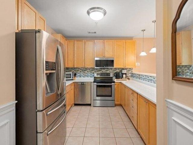 condo with 3 bedroom, North Andover MA ES104869760