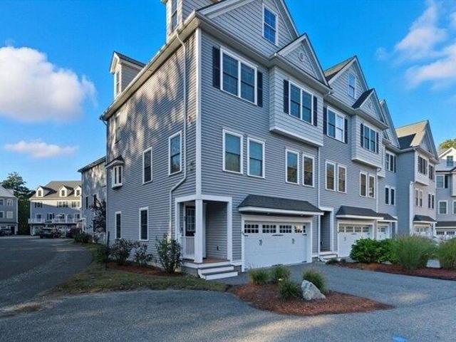 condo with 3 bedroom, North Andover MA ES105143404