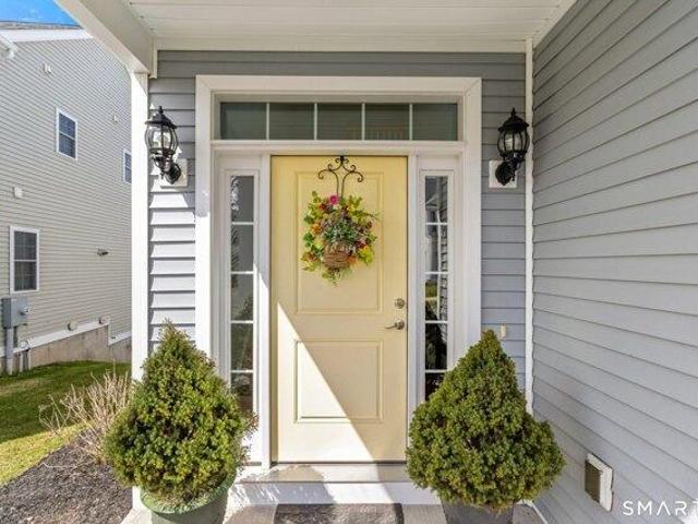condo with 3 bedroom, North Haven CT DS101998562
