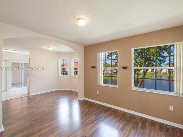 condo with 3 bedroom, North Lauderdale FL ES104899209