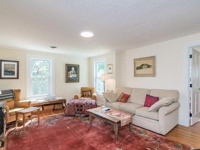 condo with 3 bedroom, Northampton MA ES103809739