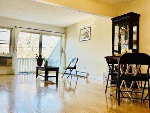 condo with 3 bedroom, Norwich CT DS102215655