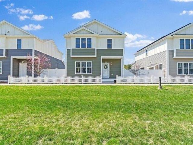condo with 3 bedroom, Norfolk MA DS103035288