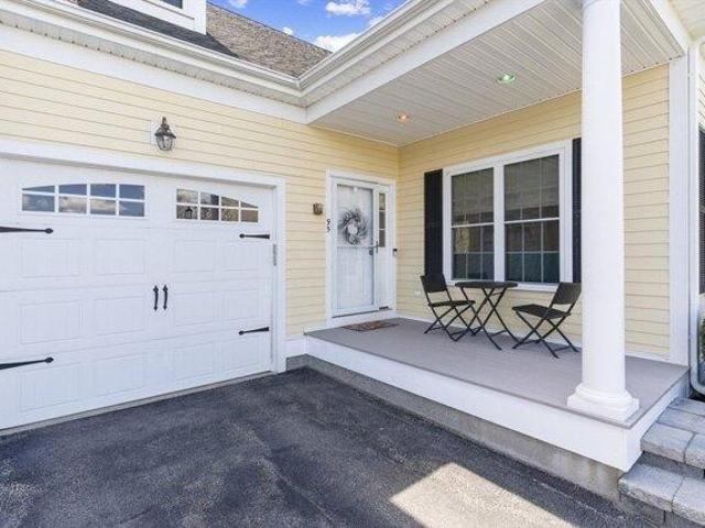 condo with 3 bedroom, Norfolk MA ES104114049