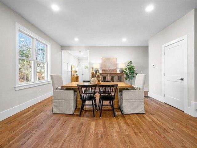 condo with 3 bedroom, Norfolk MA ES105203503