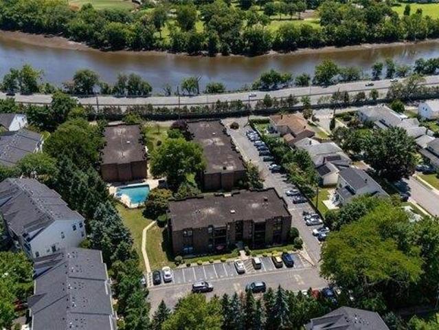 condo with 3 bedroom, Nutley NJ ES105142381
