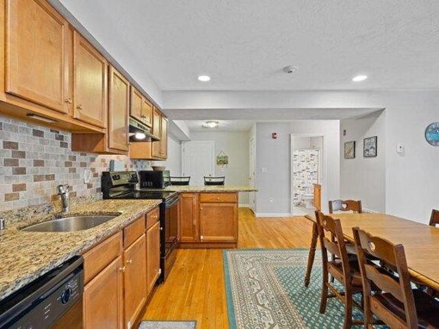 condo with 3 bedroom, Old Orchard Beach ME ES105143962