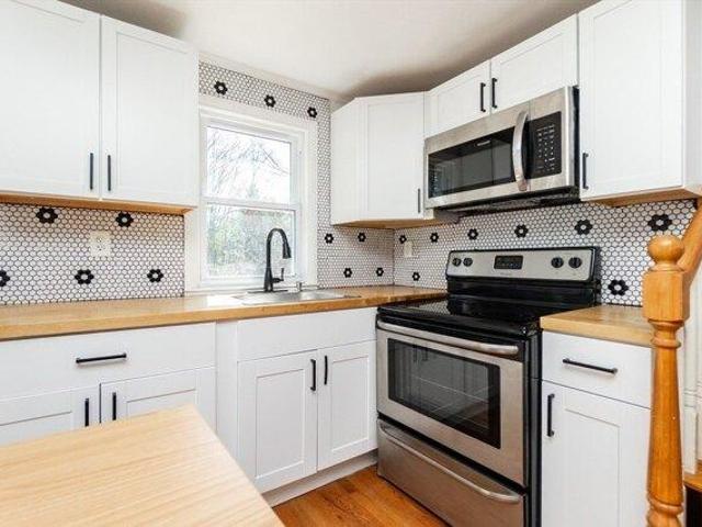 condo with 3 bedroom, Oxford MA ES103444504