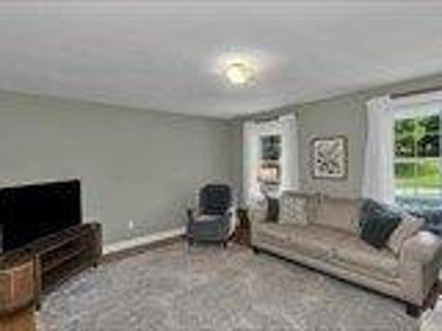 condo with 3 bedroom, Oxford MA ES104790861