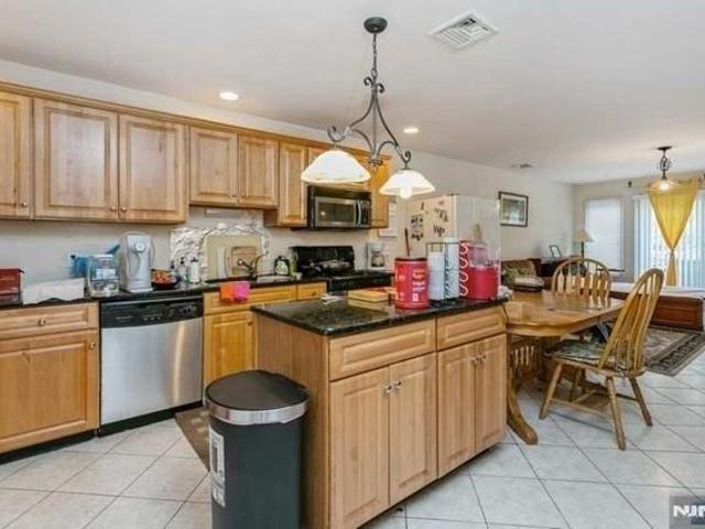 condo with 3 bedroom, Palisades Park NJ DS102763115