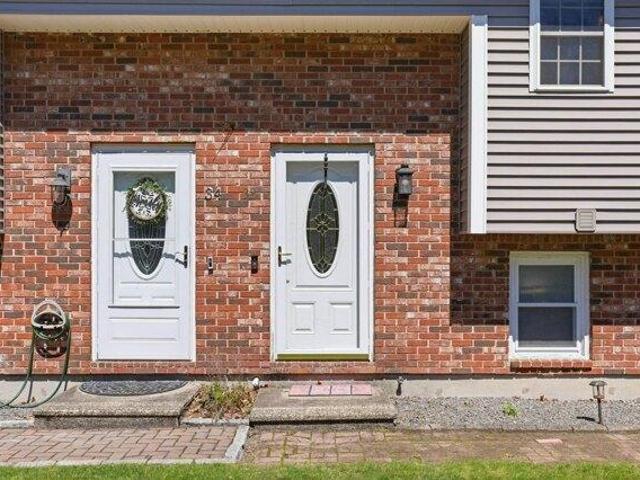 condo with 3 bedroom, Pelham NH ES105172341
