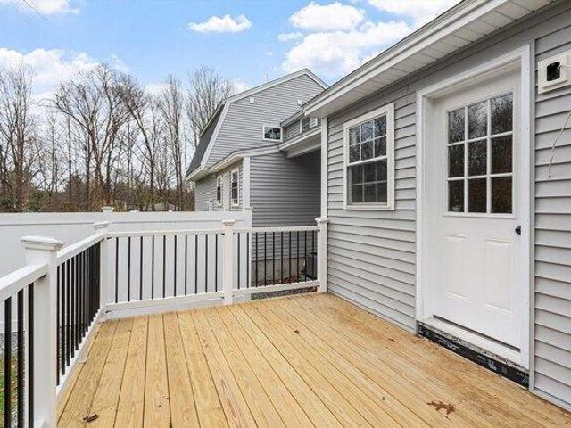 condo with 3 bedroom, Pepperell MA DS102584135