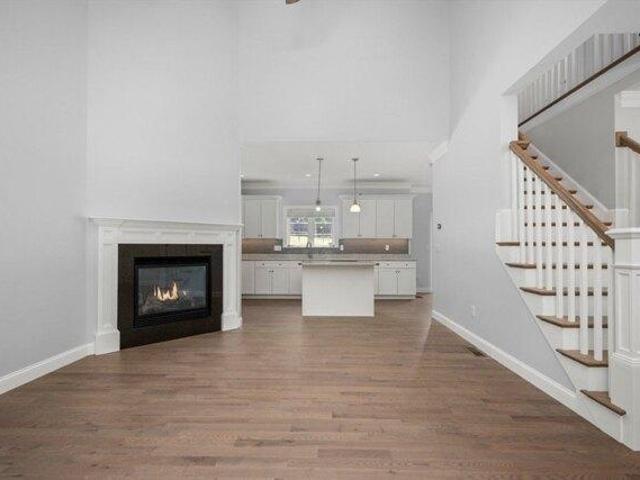 condo with 3 bedroom, Pepperell MA ES104792145