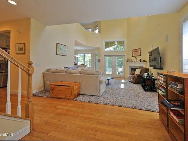 condo with 3 bedroom, Pittsfield MA ES104540246