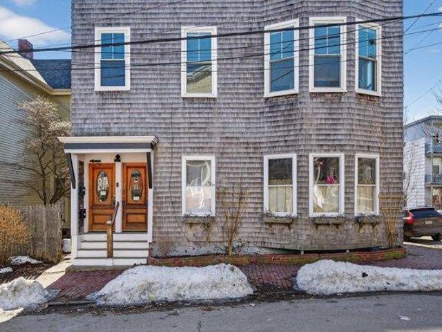 condo with 3 bedroom, Portland ME DLS102120101