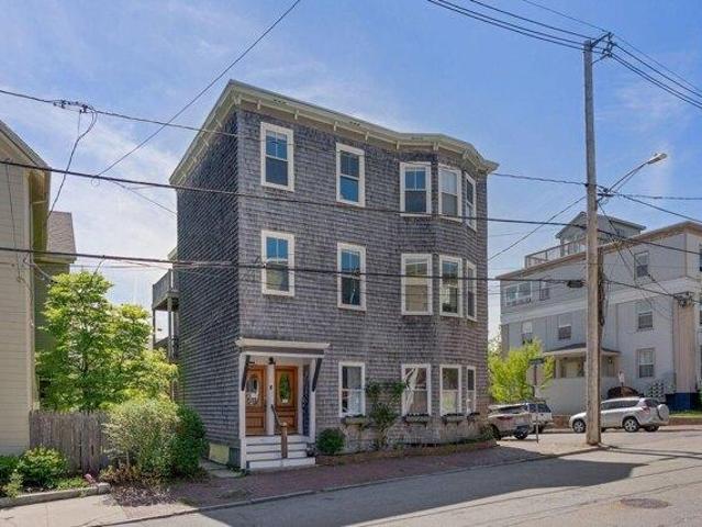 condo with 3 bedroom, Portland ME DS103101700