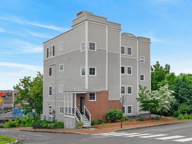 condo with 3 bedroom, Portland ME DS104410153