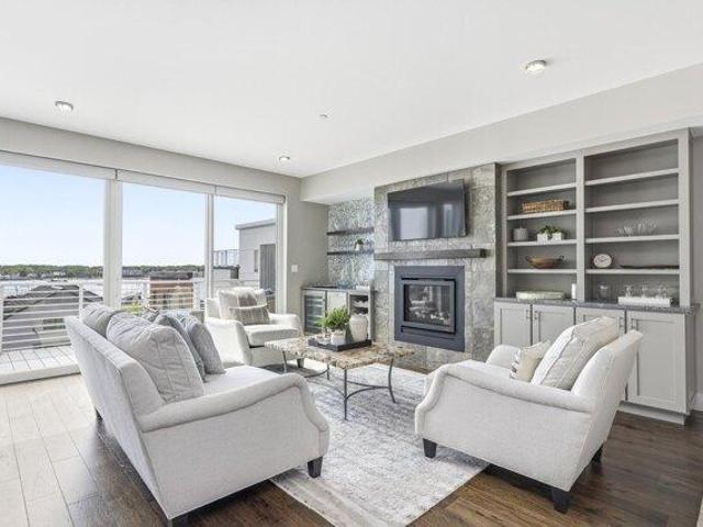 condo with 3 bedroom, Portland ME ES103033501