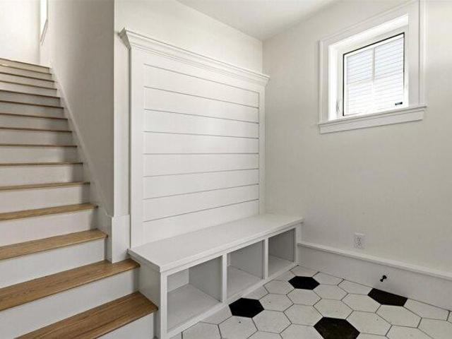 condo with 3 bedroom, Portsmouth NH DS104044719