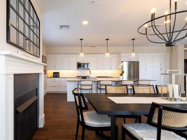 condo with 3 bedroom, Portsmouth NH ES105229297