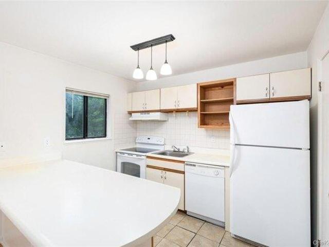 condo with 3 bedroom, Poughkeepsie NY ES103601063