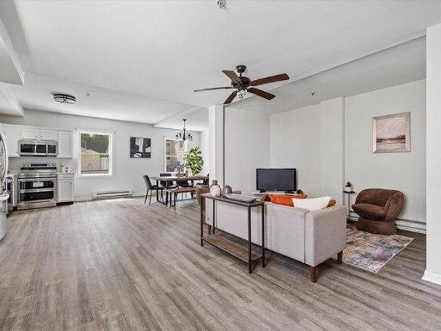condo with 3 bedroom, Plainfield CT DLS102347007