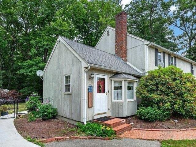 condo with 3 bedroom, Plainville MA DS104332516