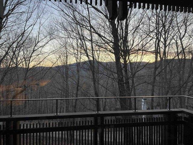 condo with 3 bedroom, Plymouth VT DLS102345113