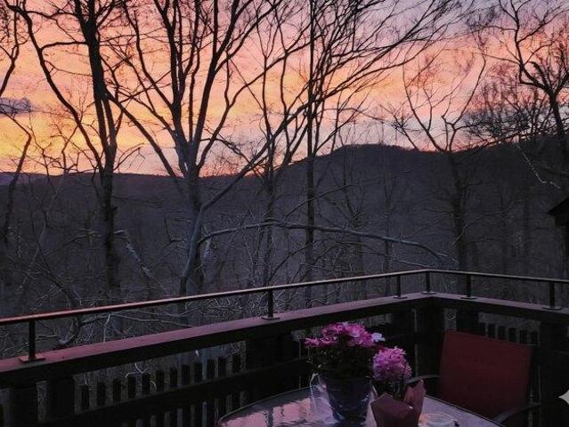 condo with 3 bedroom, Plymouth VT ES104408650