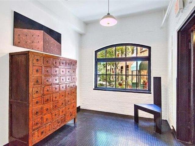 condo with 3 bedroom, Providence RI ES103851493
