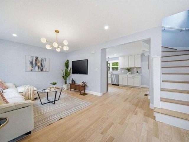 condo with 3 bedroom, Quincy MA ES103436187