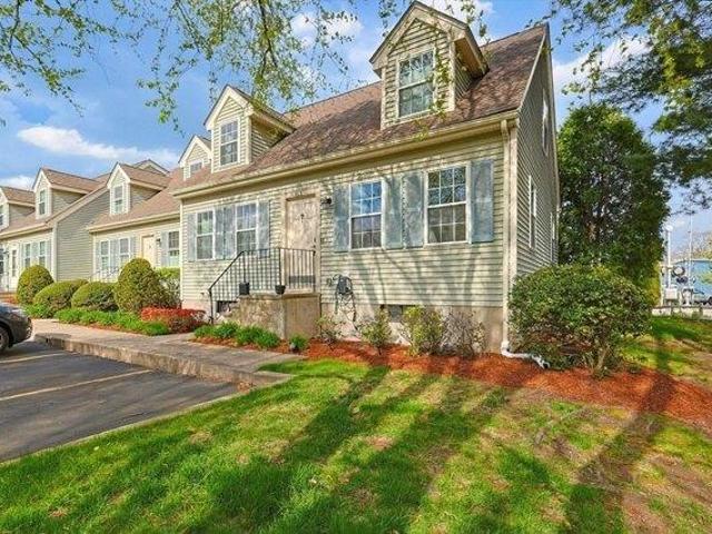 condo with 3 bedroom, Quincy MA ES103442125