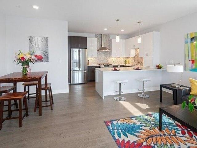 condo with 3 bedroom, Quincy MA ES103128405