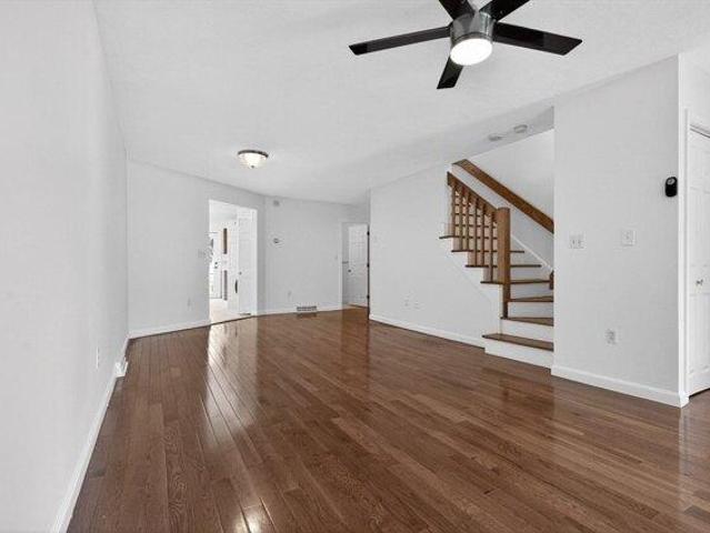 condo with 3 bedroom, Quincy MA ES103221688