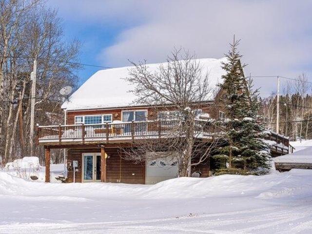 condo with 3 bedroom, Rangeley ME DLS102259001