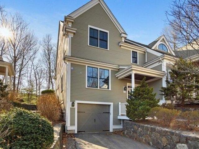 condo with 3 bedroom, Reading MA DS103431086