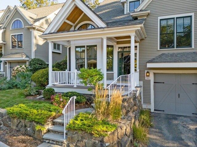 condo with 3 bedroom, Reading MA ES104330767