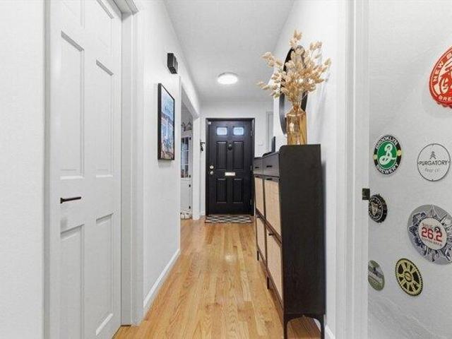 condo with 3 bedroom, Reading MA ES103888152